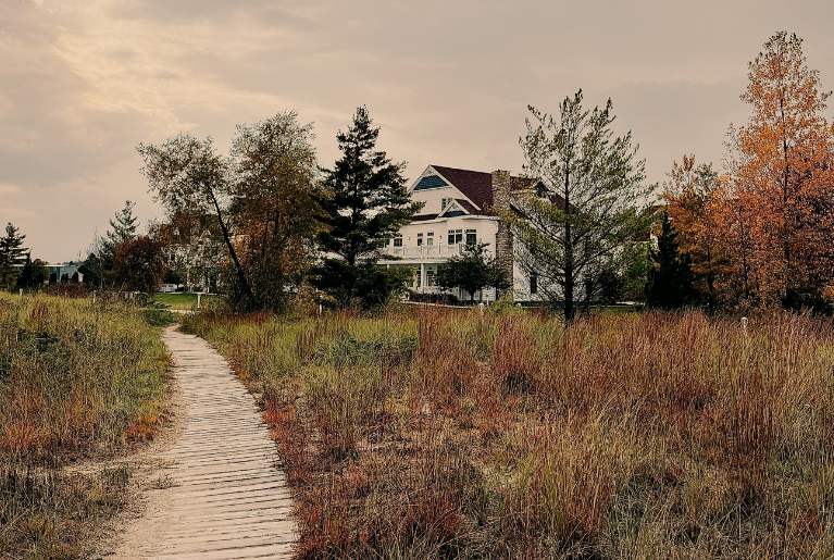 Stay | Blue Harbor Resort & Conference Center